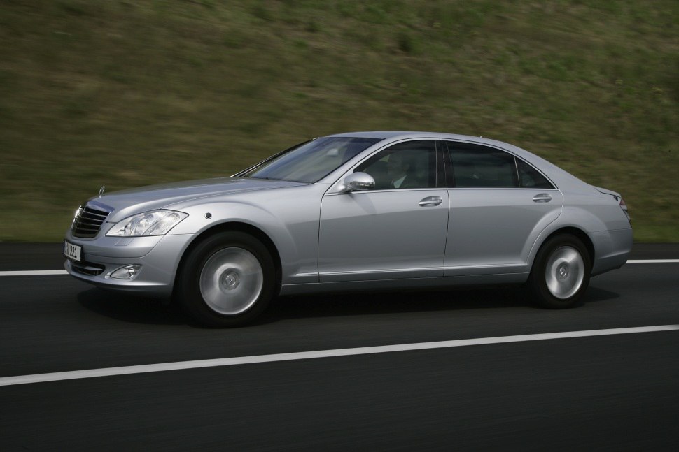 Mercedes-Benz S-class Long (W221) S 600 (517 Hp)